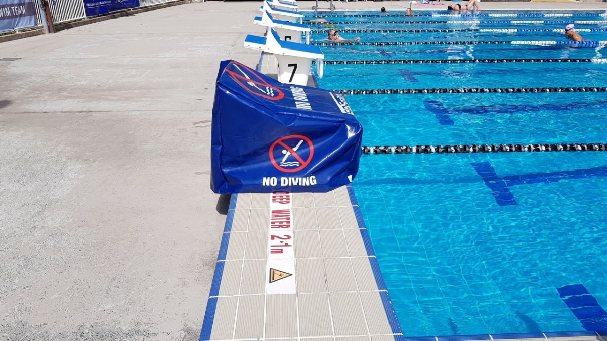 Canopies & Covers: Trailer, 4WD, Ute Canopy Cover | D&R Tarpaulins