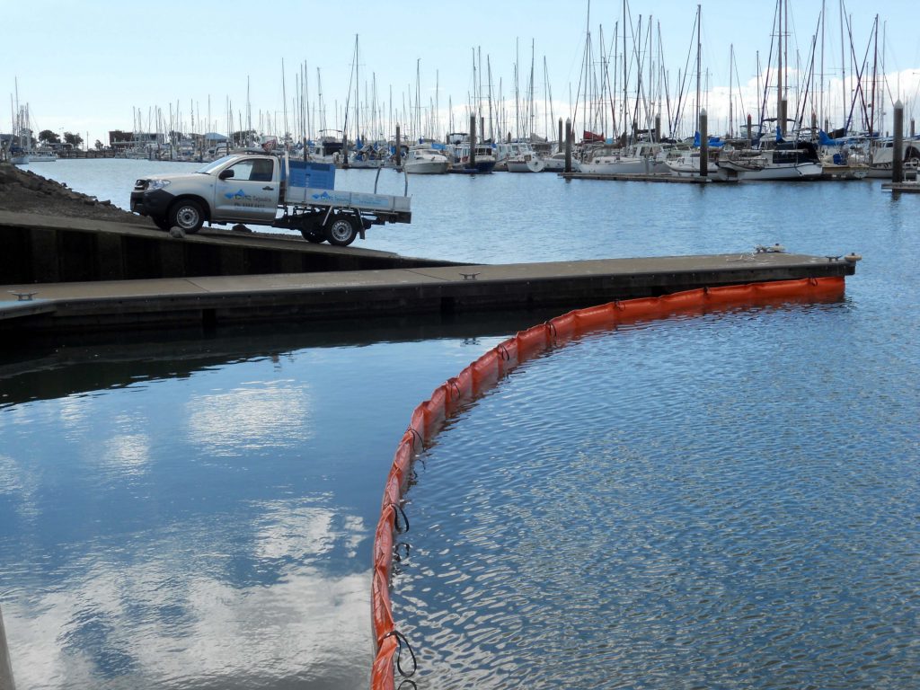 The 101 of Spill Containment Booms - D&R Liners